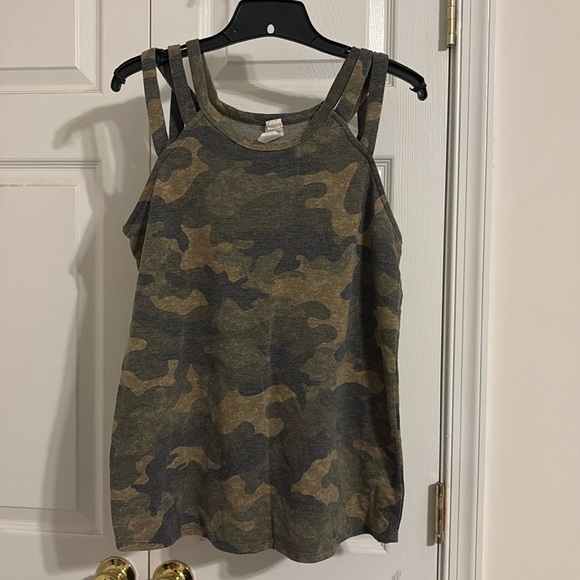 7th Ray | Tops | 7th Ray Camo Tank | Poshmark